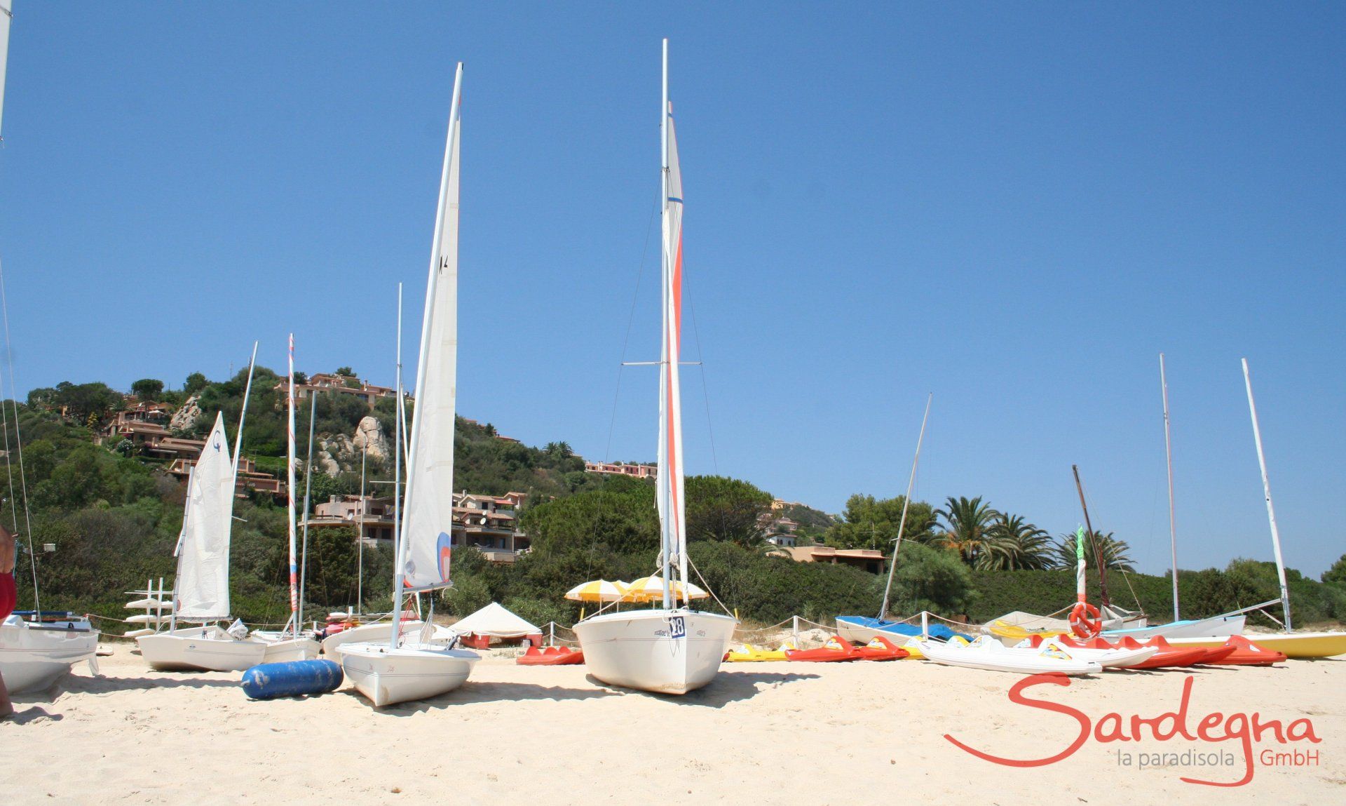 Sailing in Sardinia: paradisical panoramas merging land and sea ...