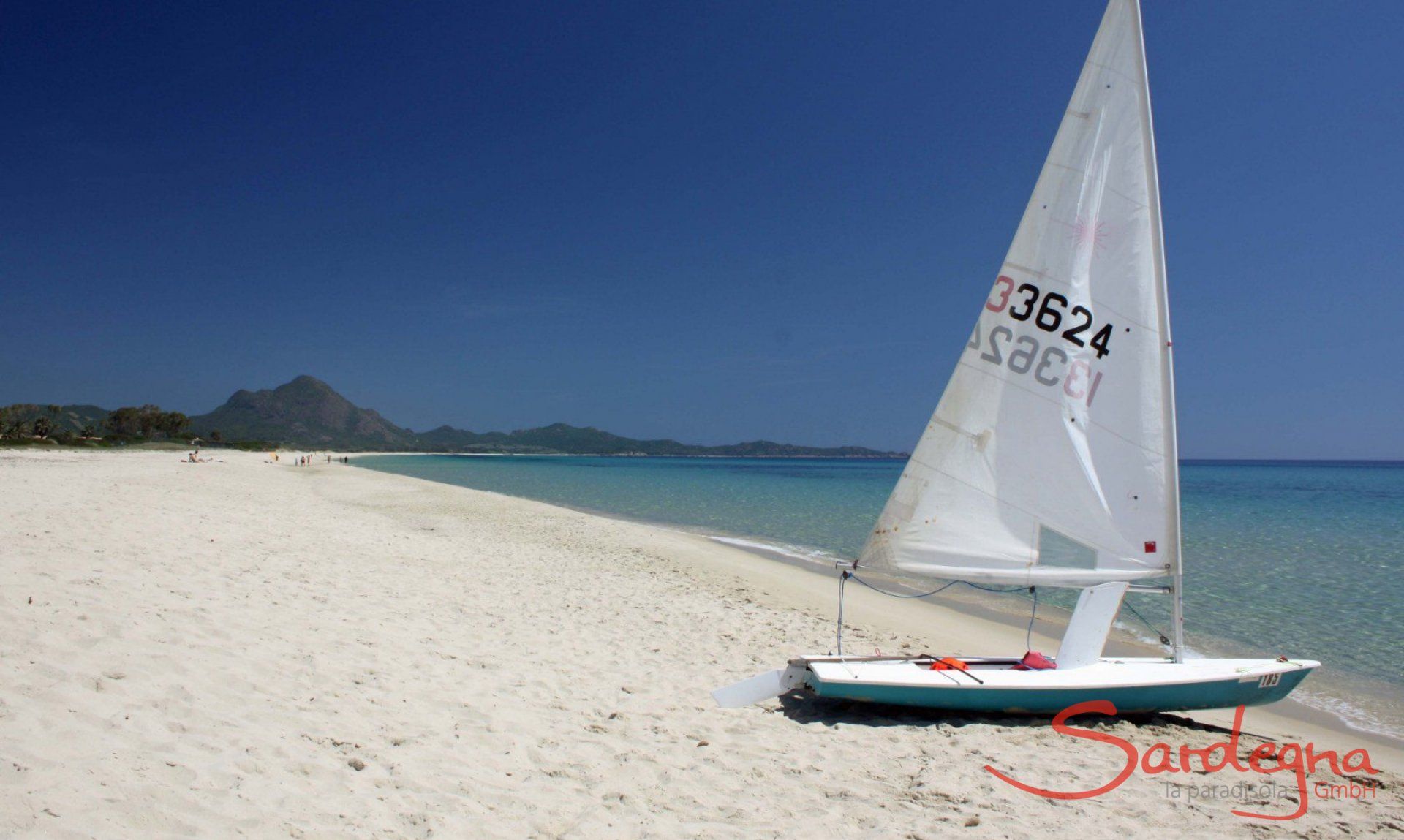 Sailing in Sardinia: paradisical panoramas merging land and sea ...