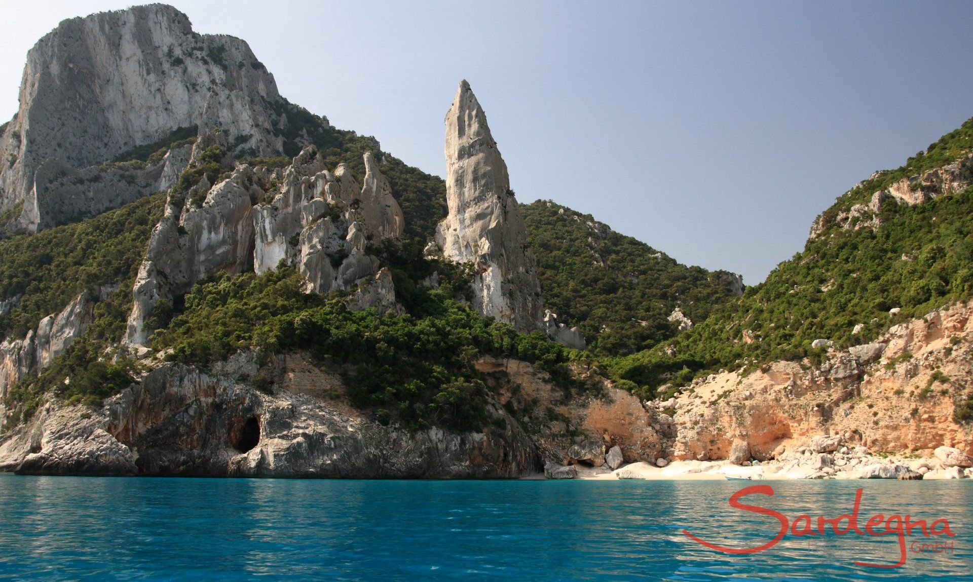 Orosei - a picturesque old town, stunning bay and hiking paradise ...